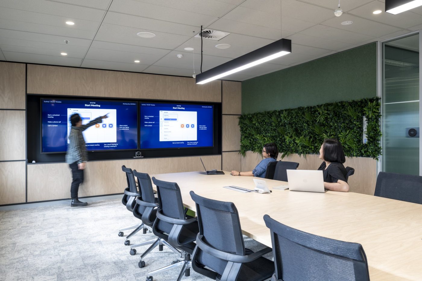 Vemi – Thinking tomorrow, Delivering today